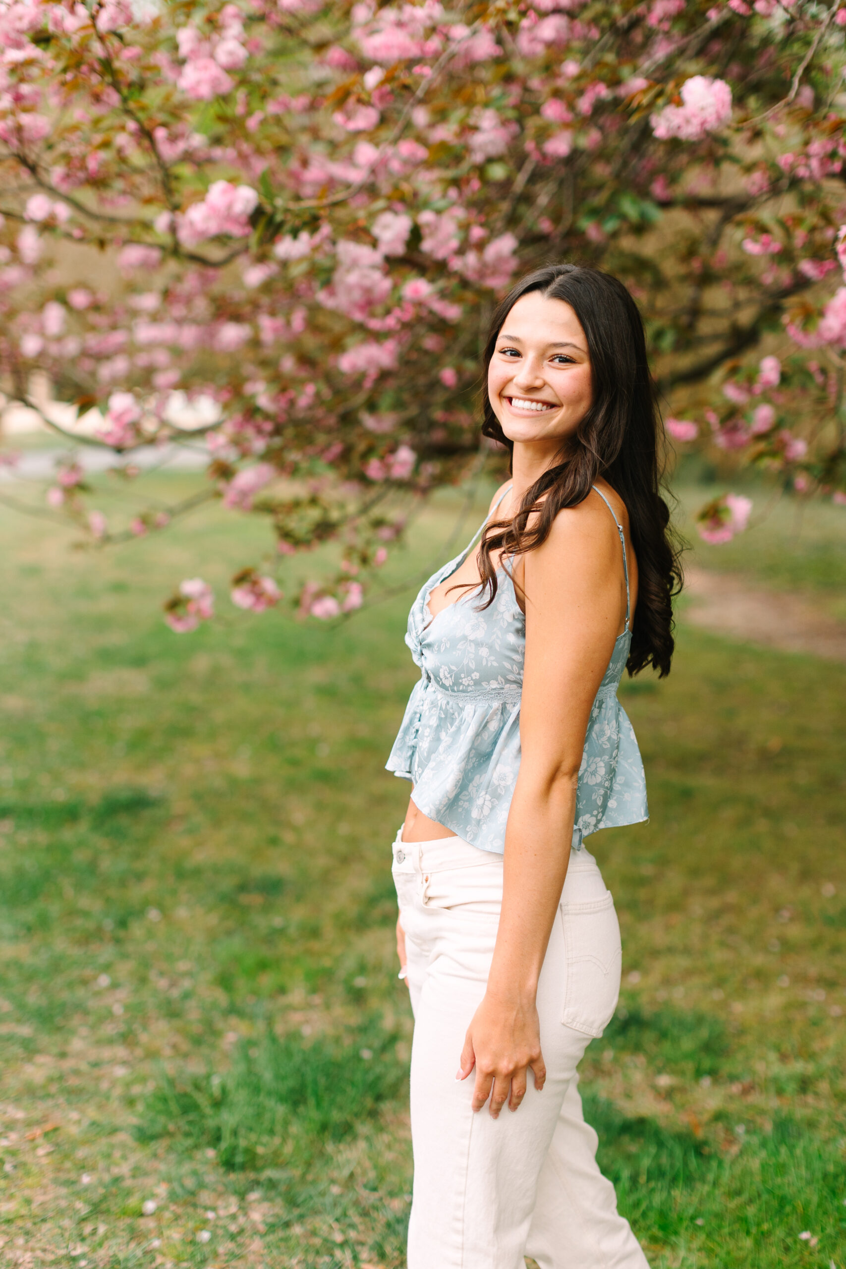 Norfolk Botanical Garden Senior Portraits - rachaelreidphotography.com